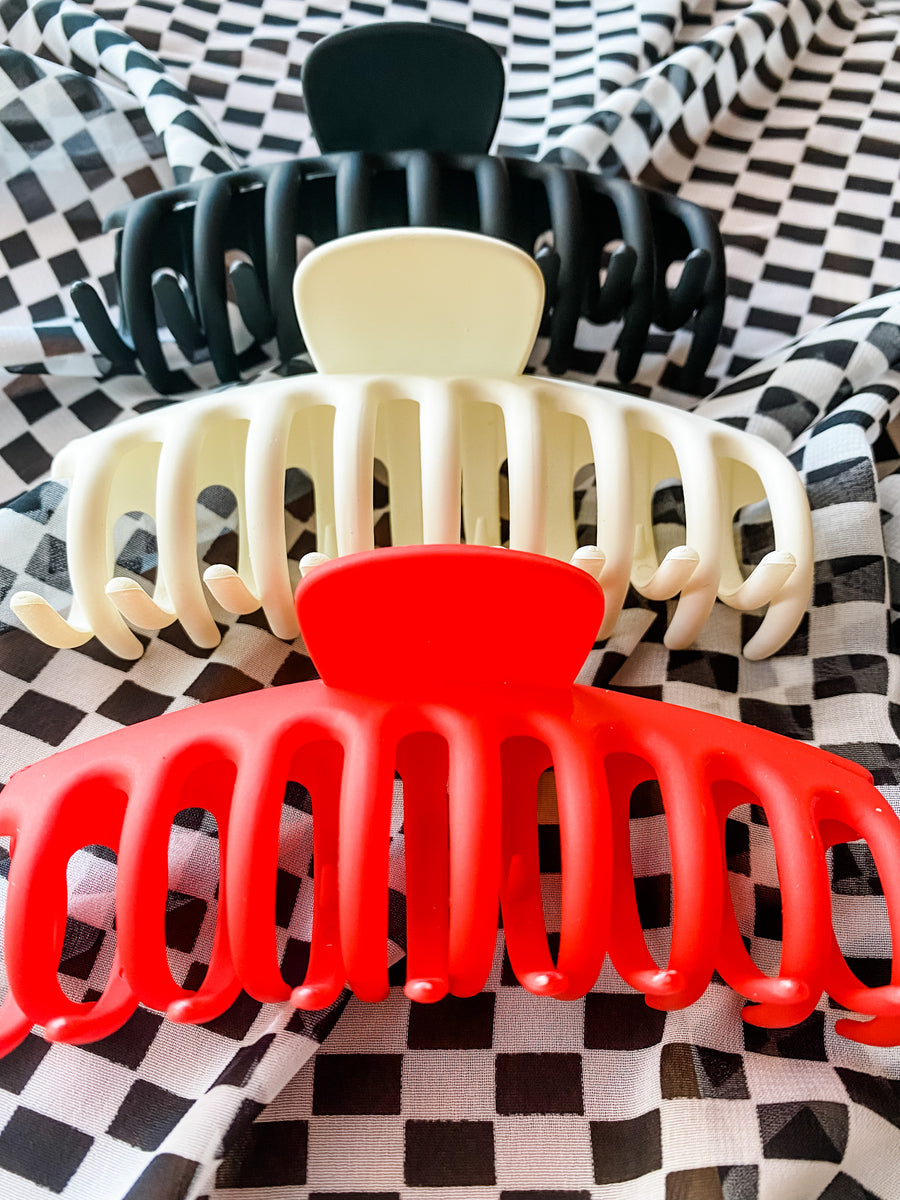 Matte Classic Claw Clip • Red, White Or Black – Ruby Red & Co.